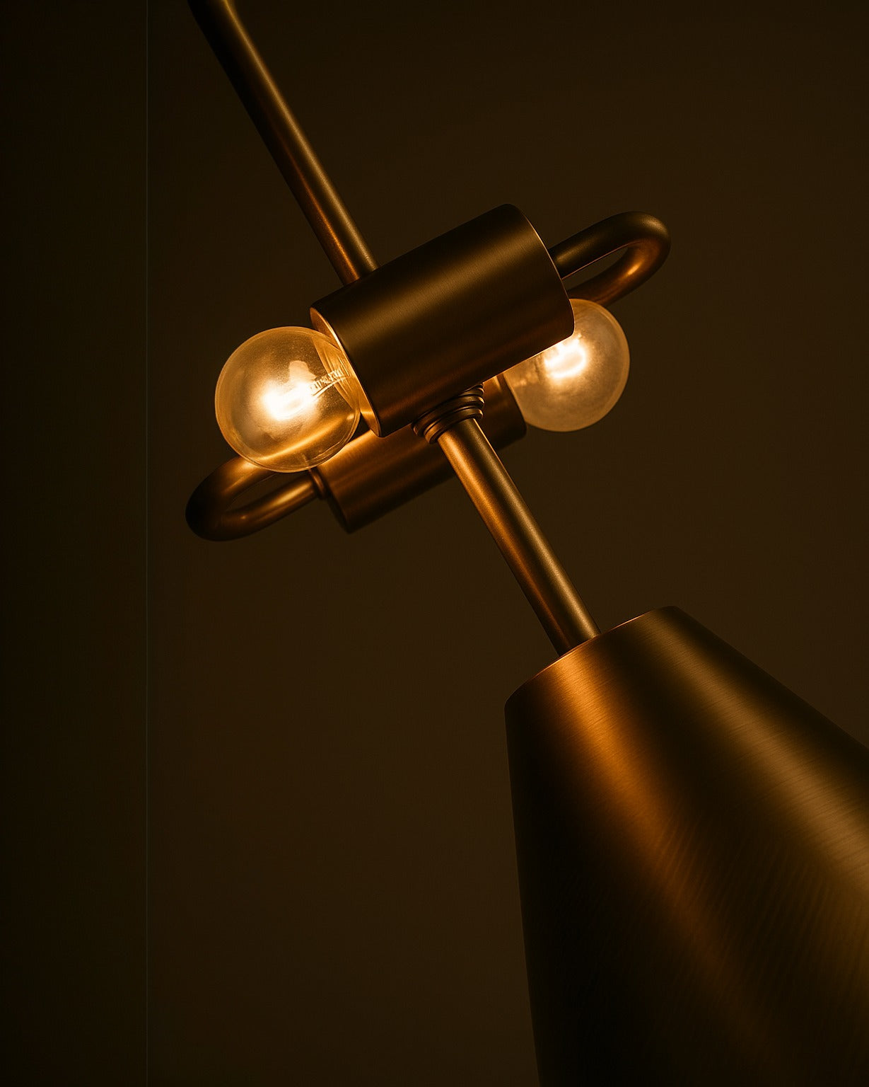 Altair Table Lamp – Cassarohome